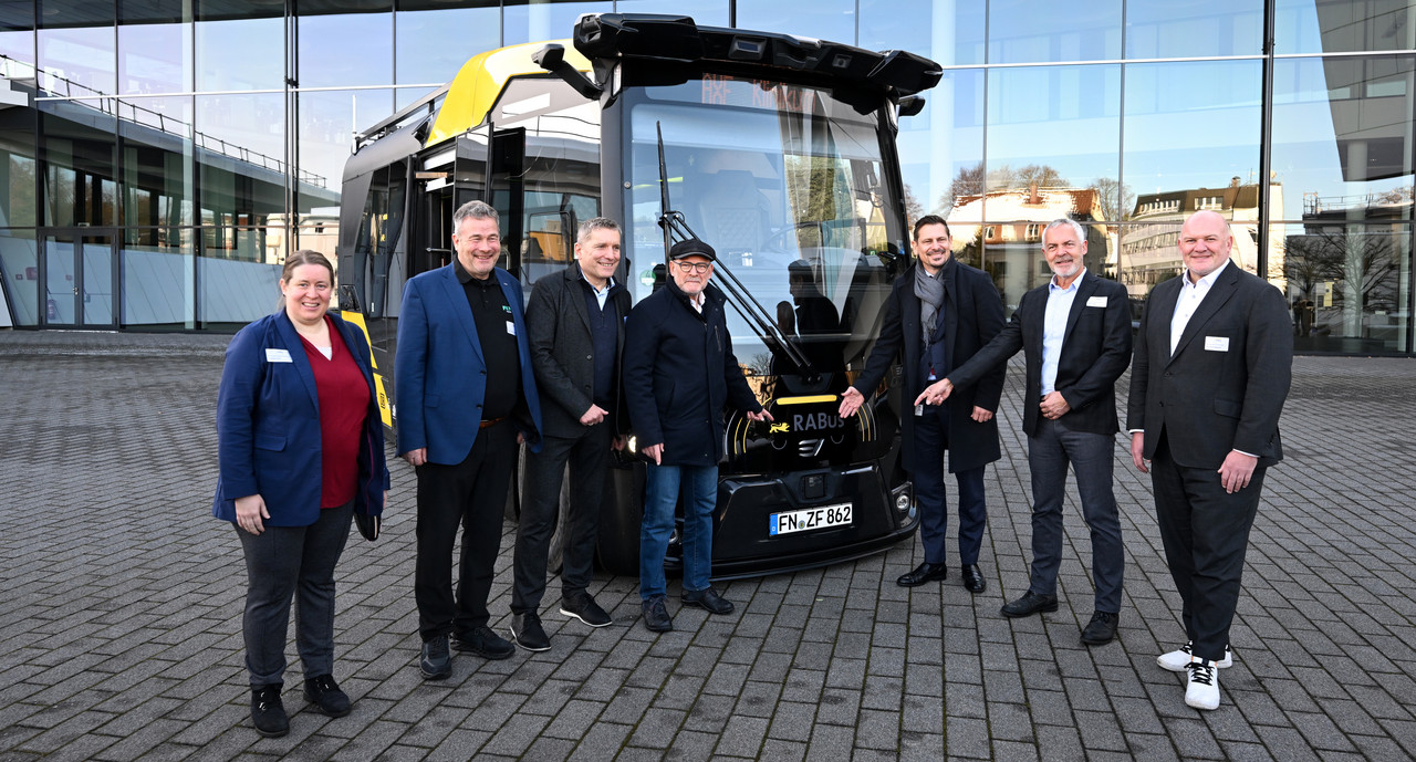 Erfolgsprojekt RABus wird in Friedrichshafen verlängert: Ministerium ...